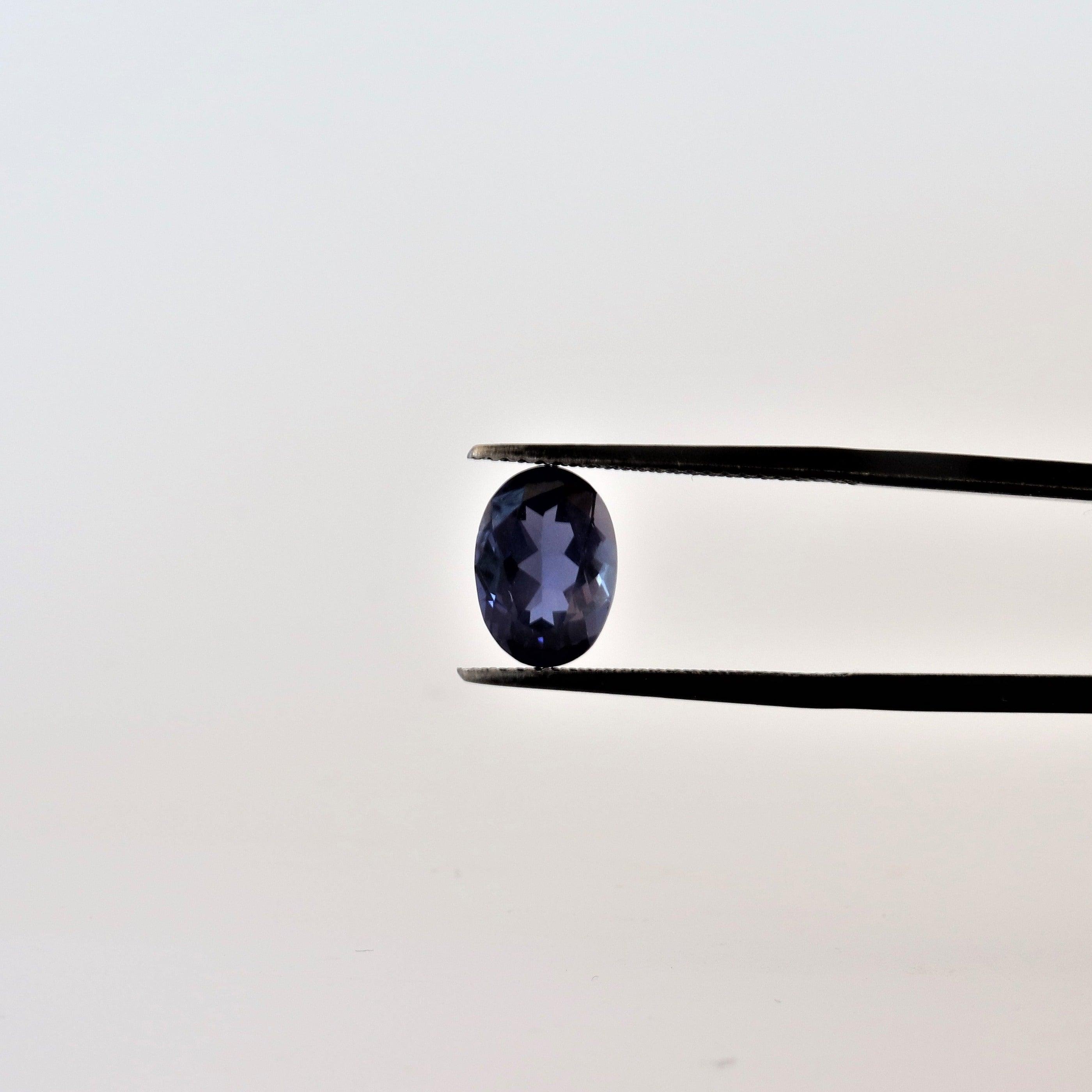 6.9mm x 9.8mm Oval Iolite Stone Shop Jewelry Online - Cape Diamond ...
