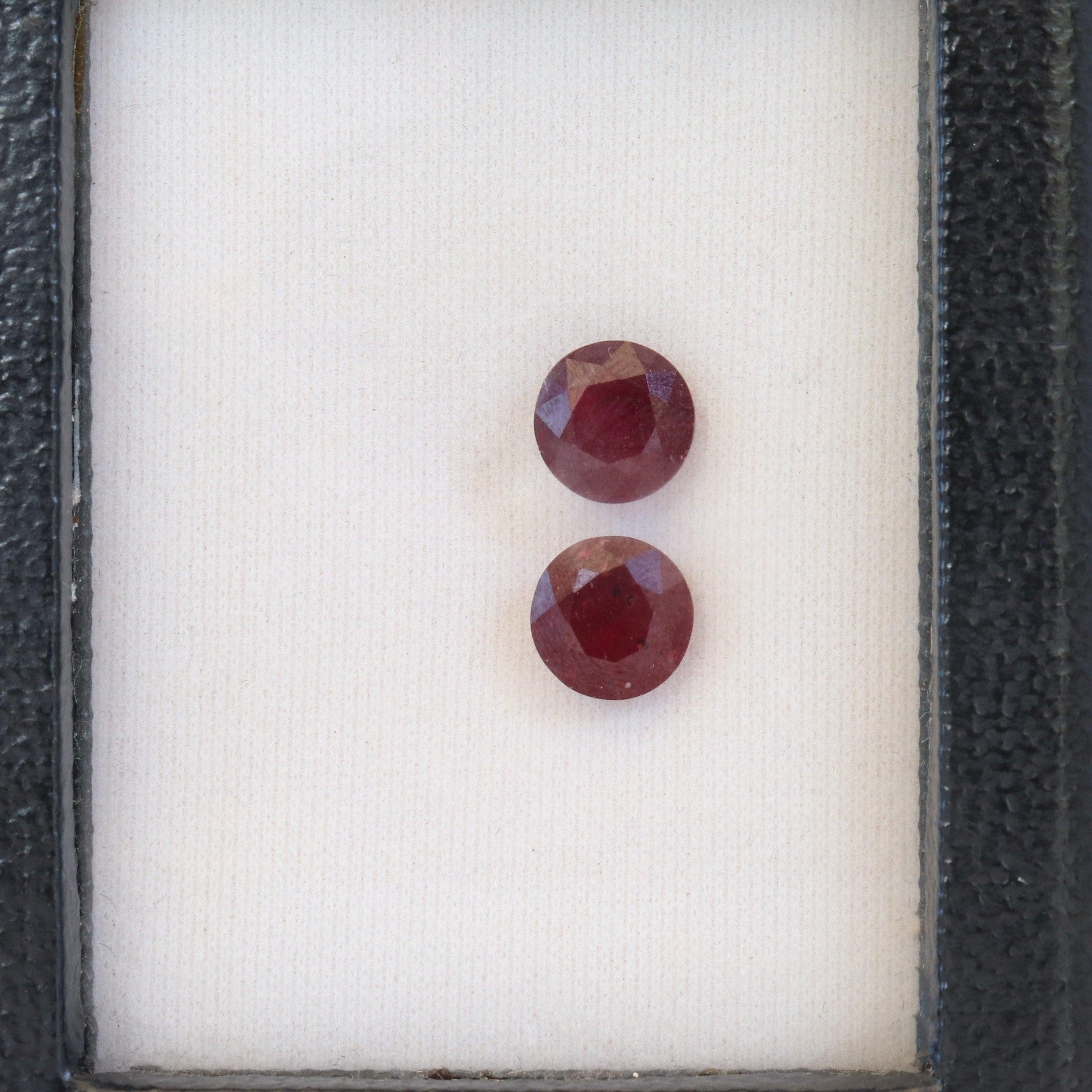 8.2mm Round Ruby (Pair) Stone